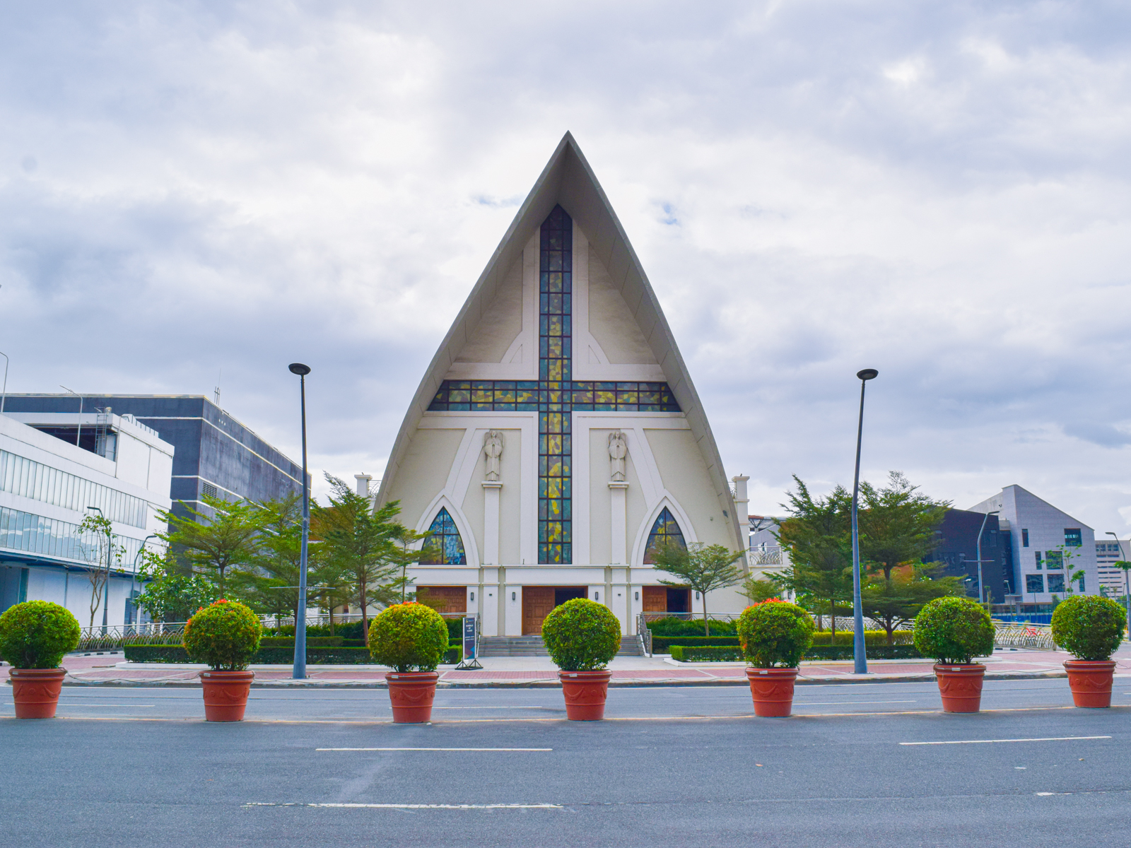 St. John Paul II Church - Aseana City, Parañaque, Metro Manila ...