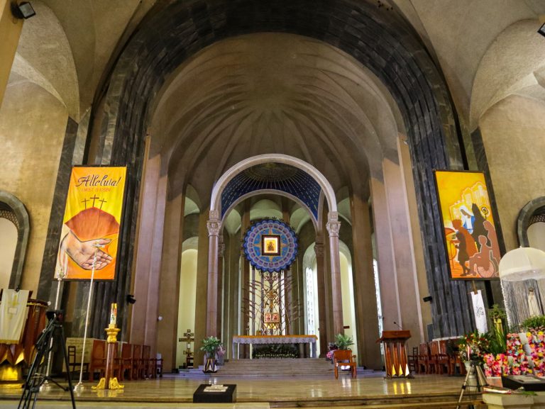 Baclaran Church (National Shrine of Our Mother of Perpetual Help ...