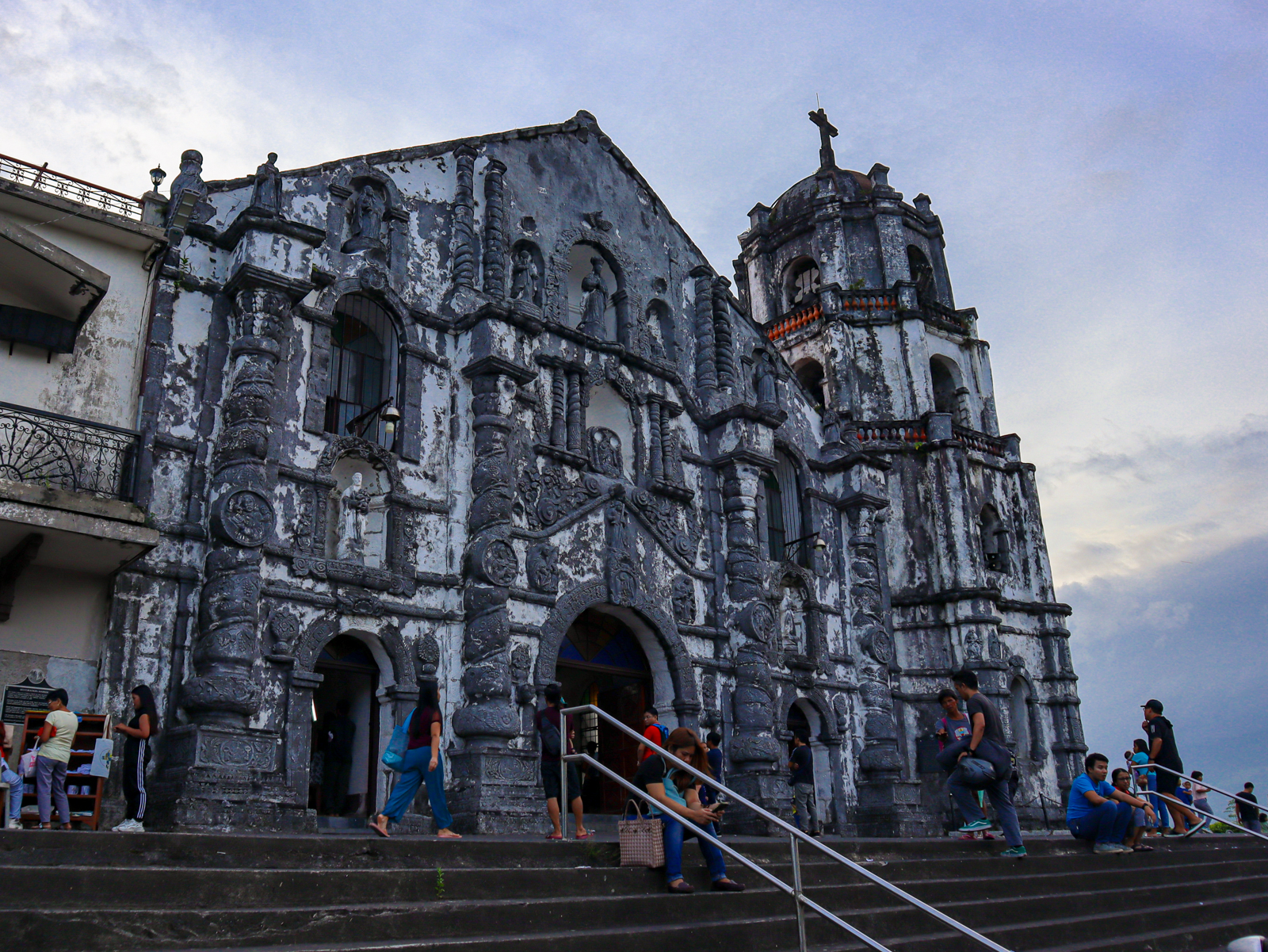 Nuestra Señora de la Porteria Parish (Daraga Church) - Daraga, Albay ...