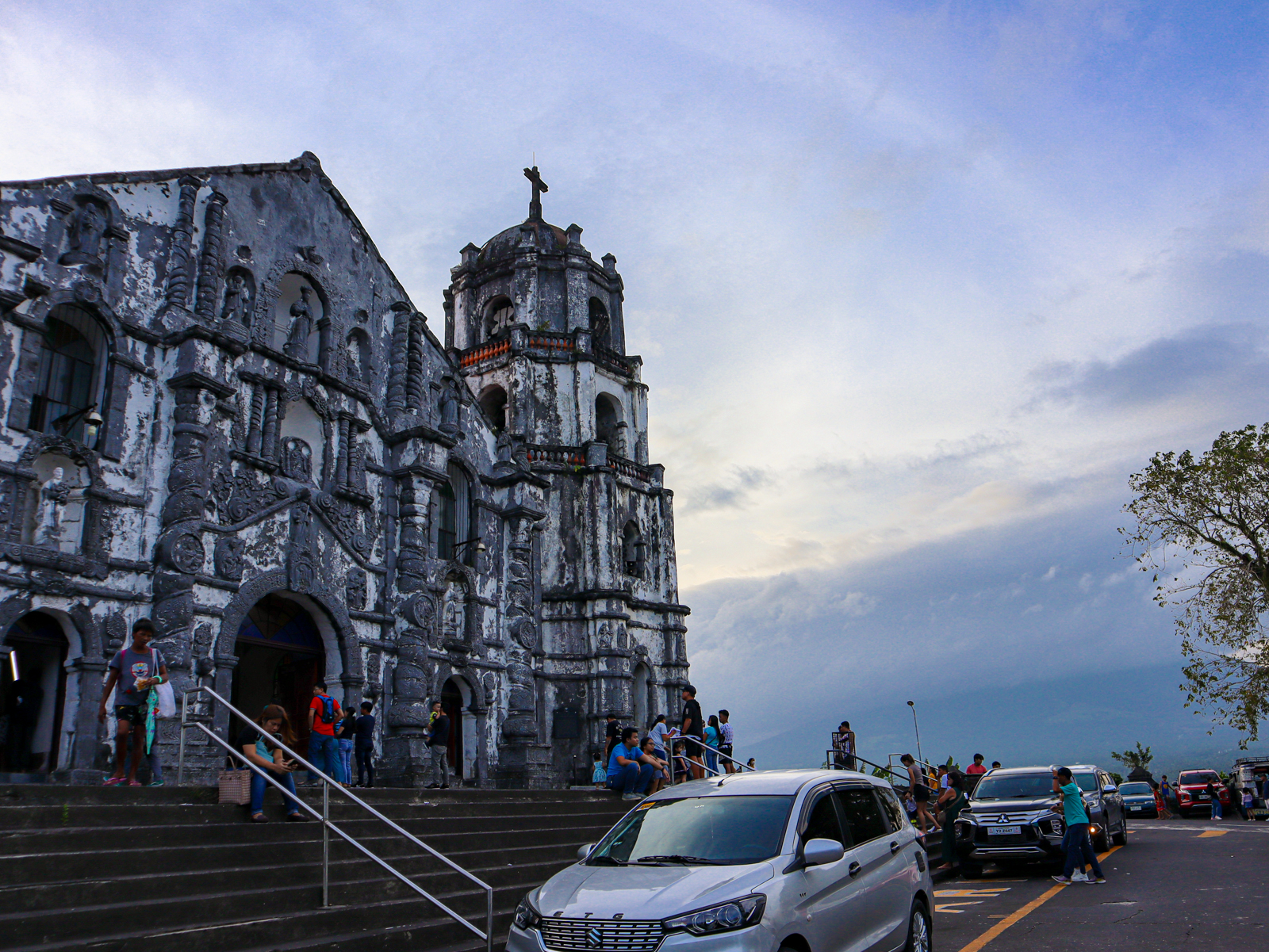 Nuestra Señora de la Porteria Parish (Daraga Church) - Daraga, Albay ...